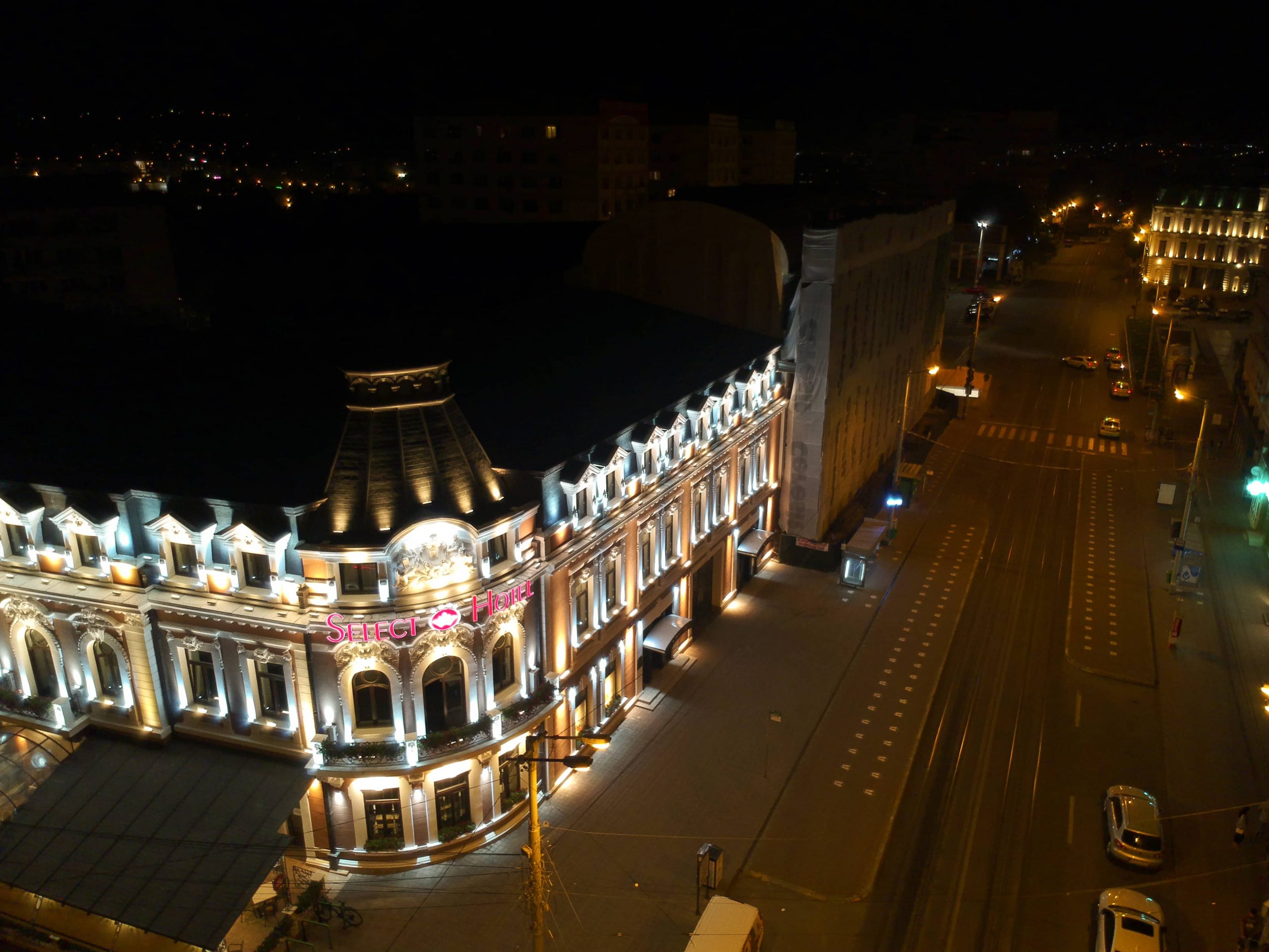 Cazare de 4 stele în centrul istoric din Iași la Select Hotel
